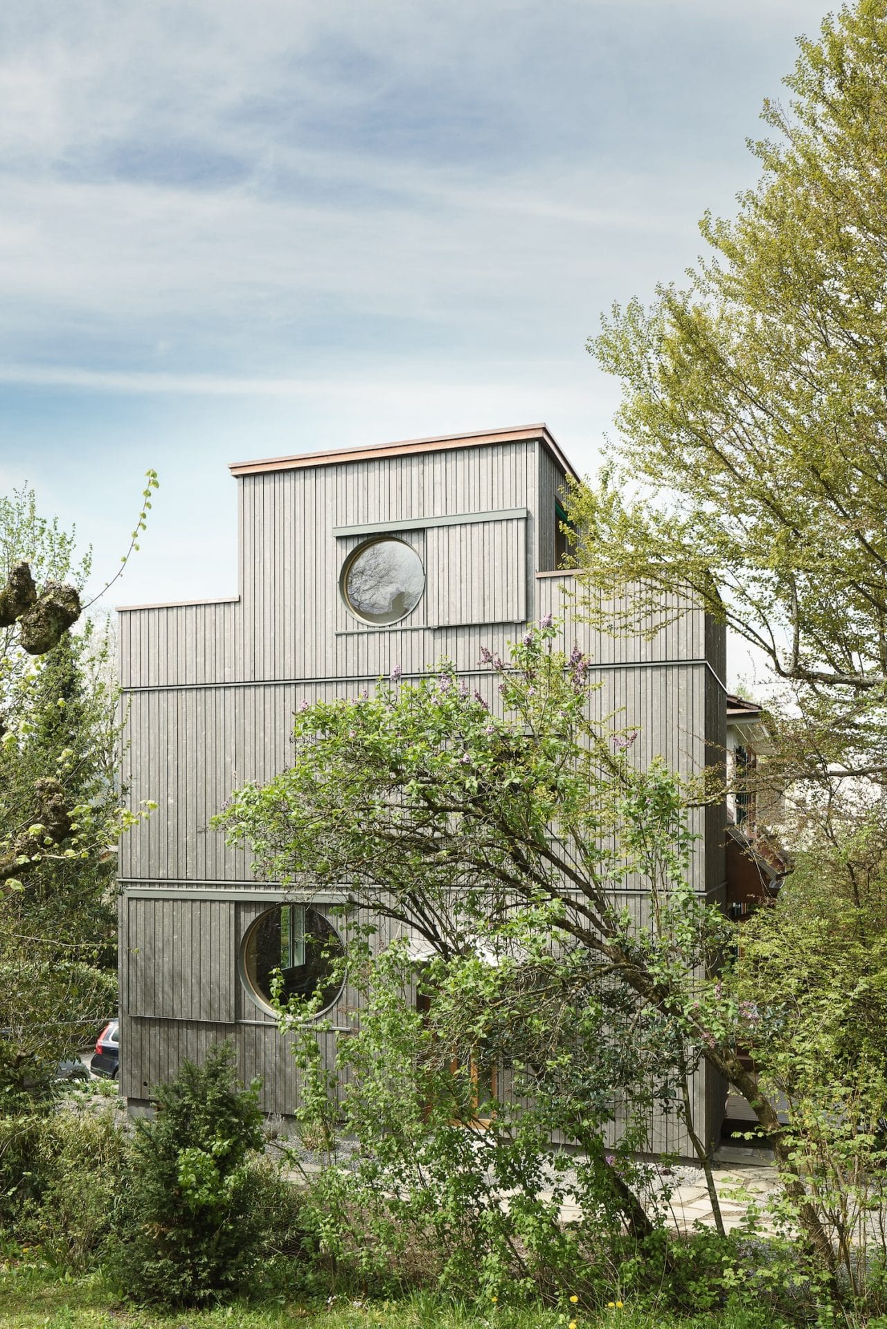 Anna Jach i jej szwajcarski dom, który patrzy