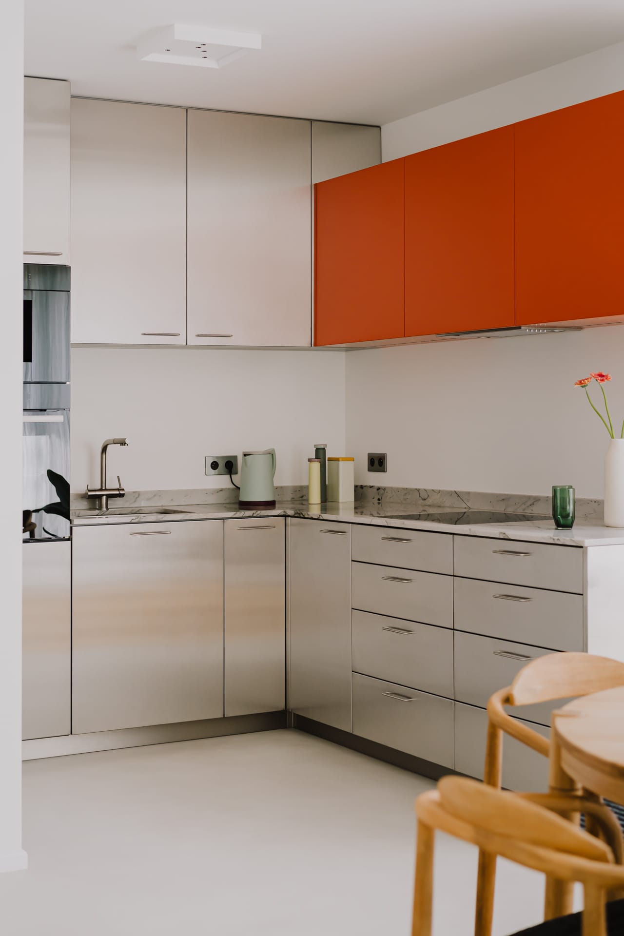 Lessness studio w projekcie mieszkania z widokiem na Kraków