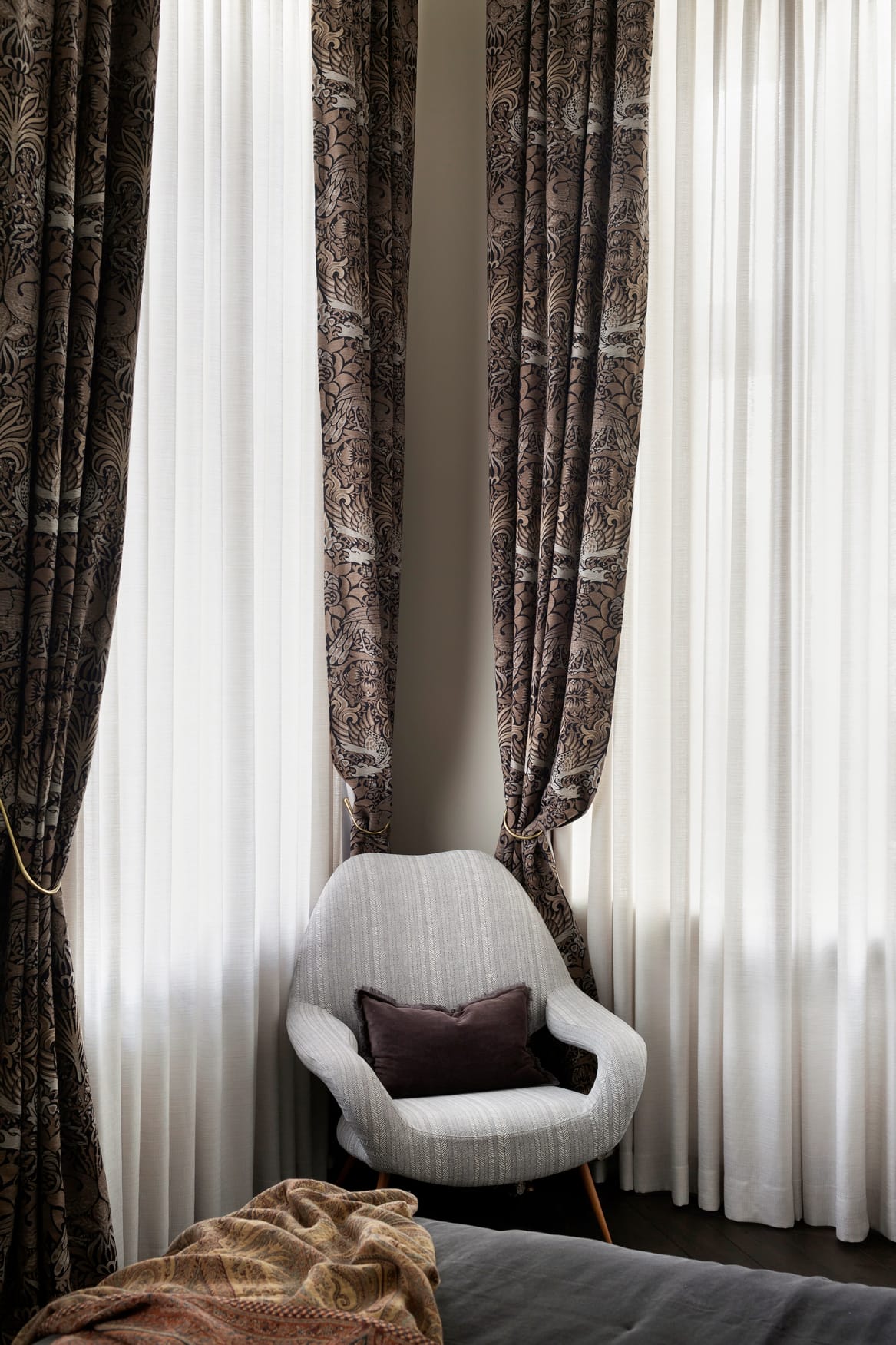 Mow.design studio zaprojektowało apartament przy Foksal 13/15