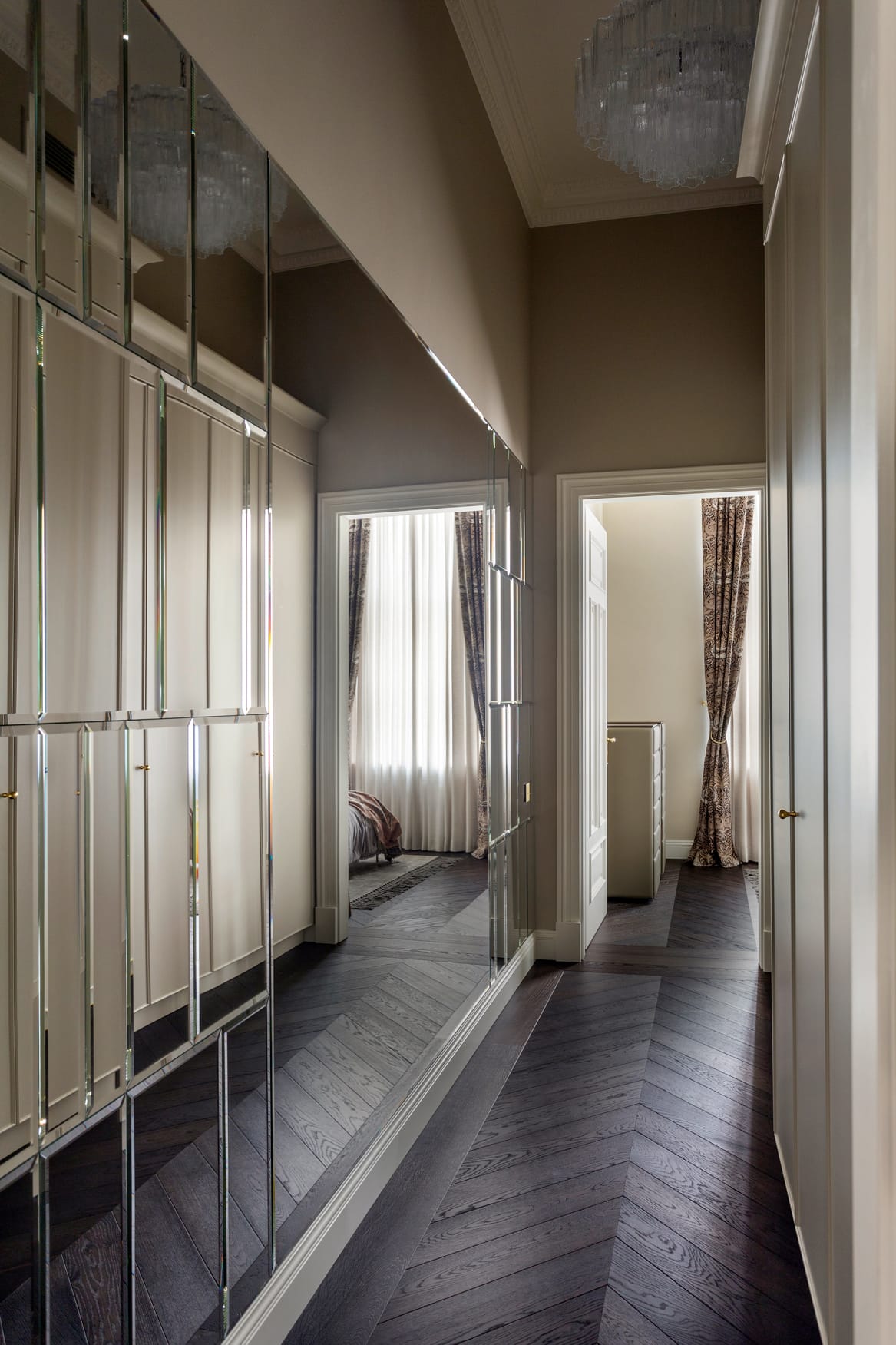 Mow.design studio zaprojektowało apartament przy Foksal 13/15