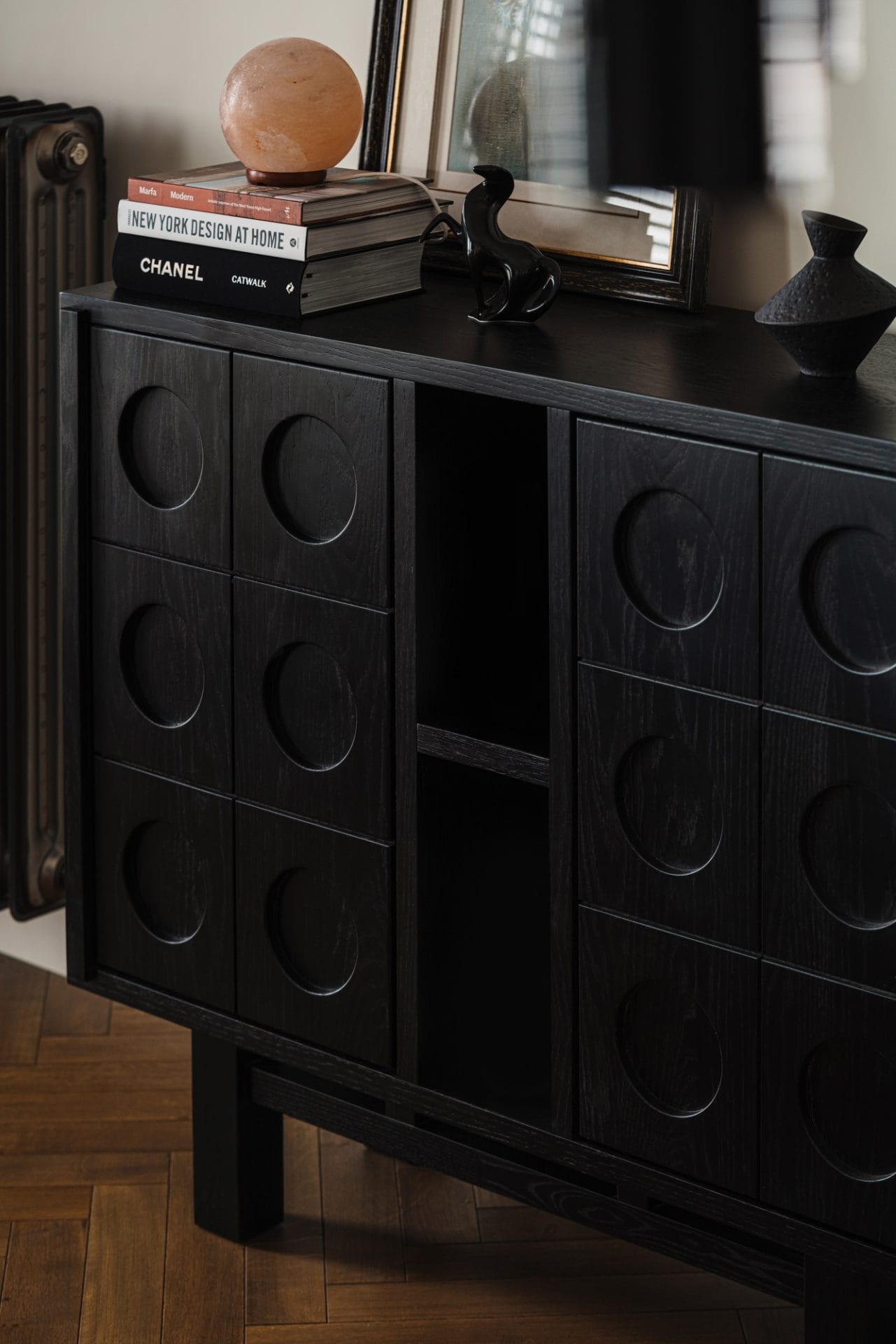 The Line Studio prezentuje apartament z artystycznym zacięciem