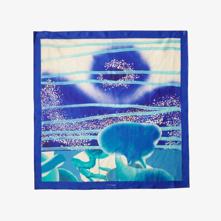 Warszawski malarz Ivo Nikić debiutuje w roli projektanta